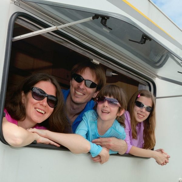 Best RV Clubs for Making Friends on the Road