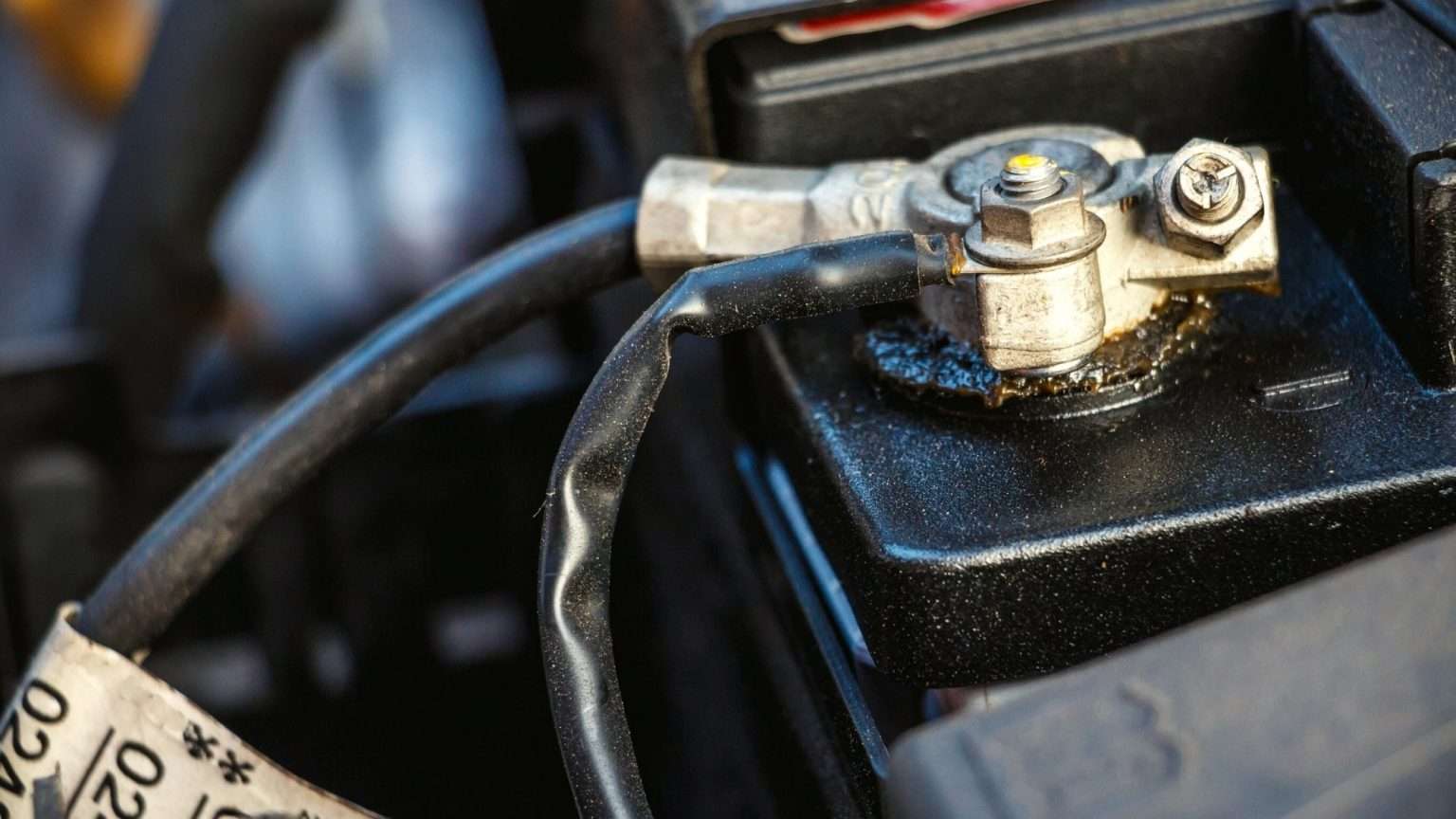 Boat Engine Fogging for Long-Term or Winter Storage (Outboard)
