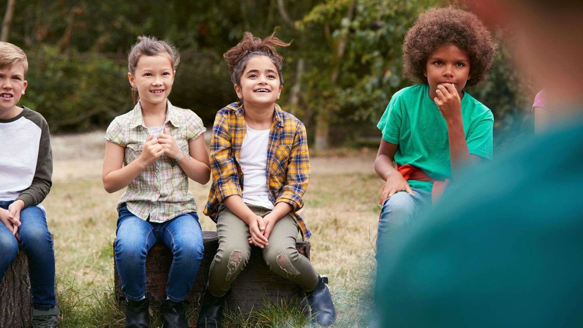 7 Best Ghost Stories for Kids for Around the Campfire