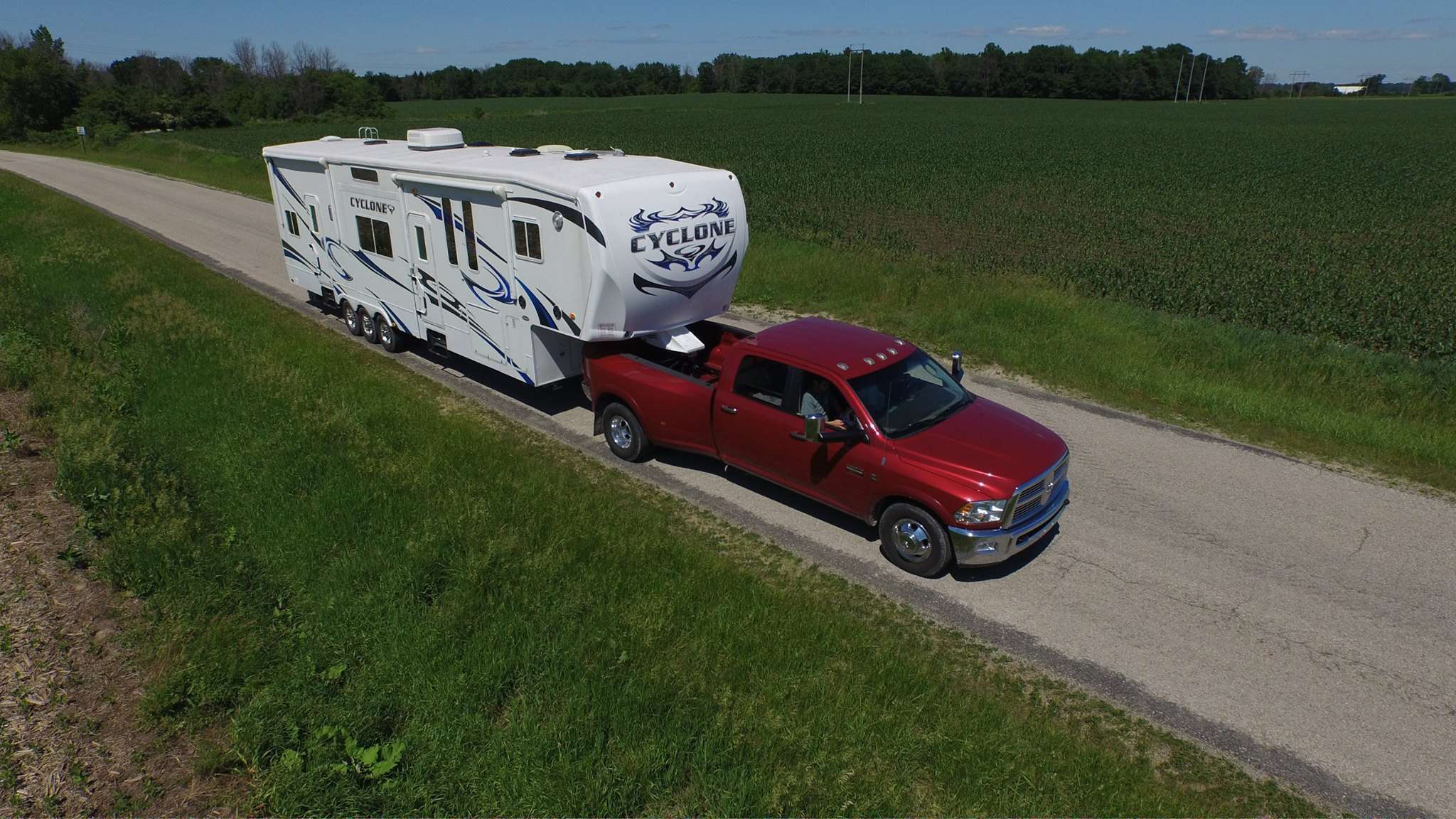 10 Camper Towing Rules You Should Never Break
