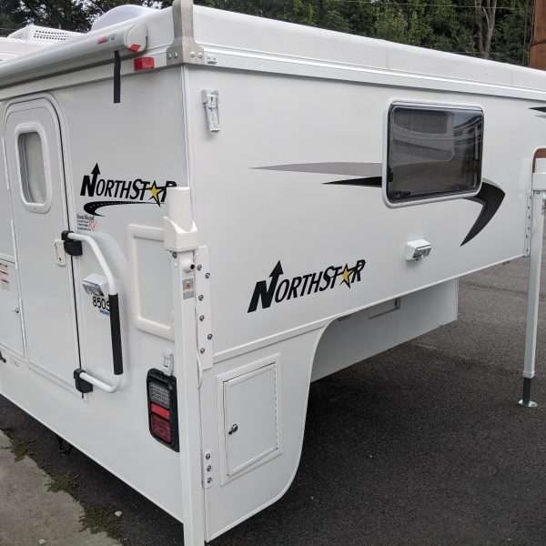Who Makes Northstar Truck Campers?