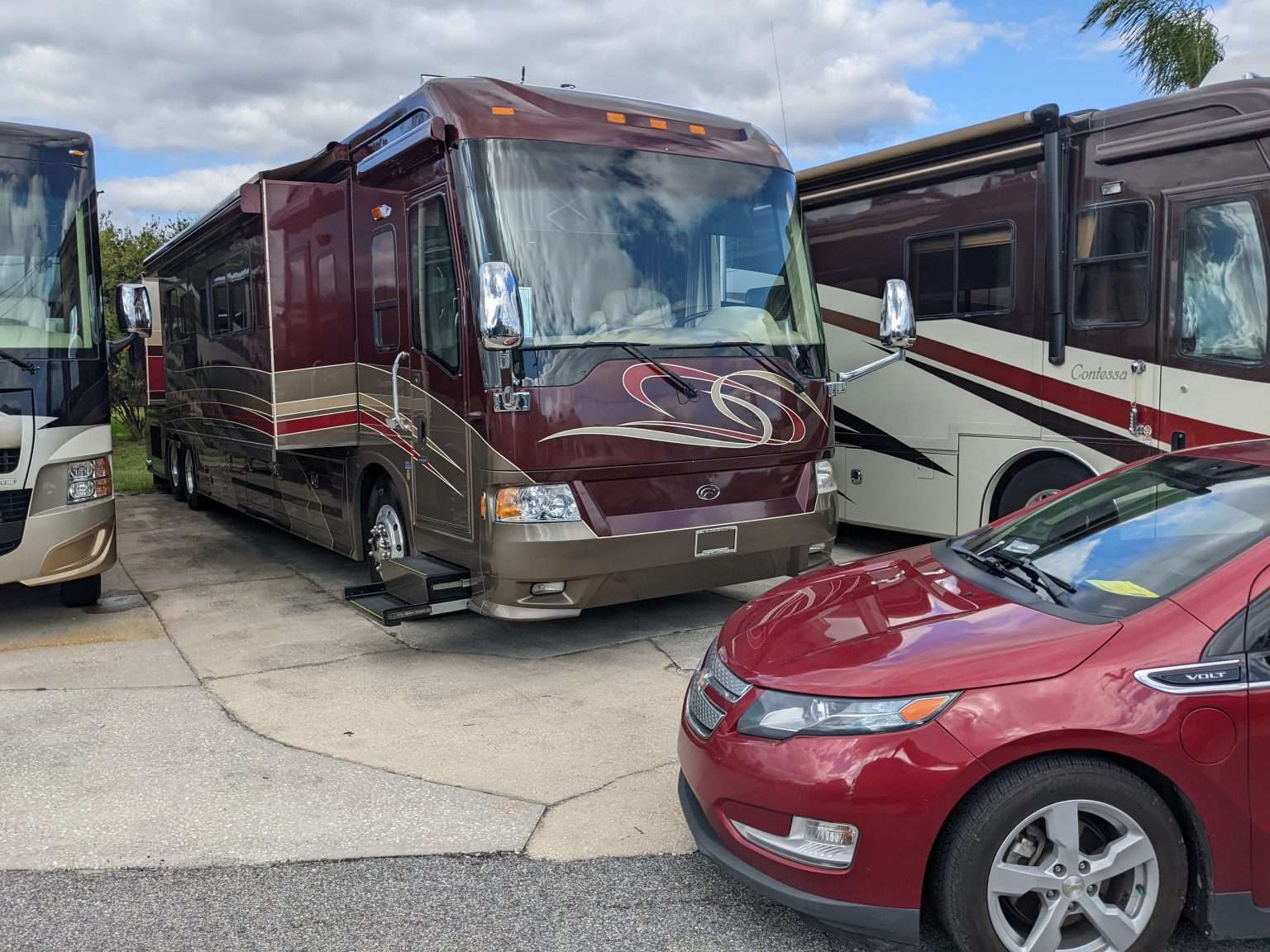 7 Top Luxury Motorhome RV Brands You Won't Believe