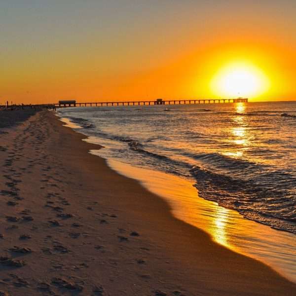 Alabama Has Beautiful White Sand Beaches: Here Are the 7 Best