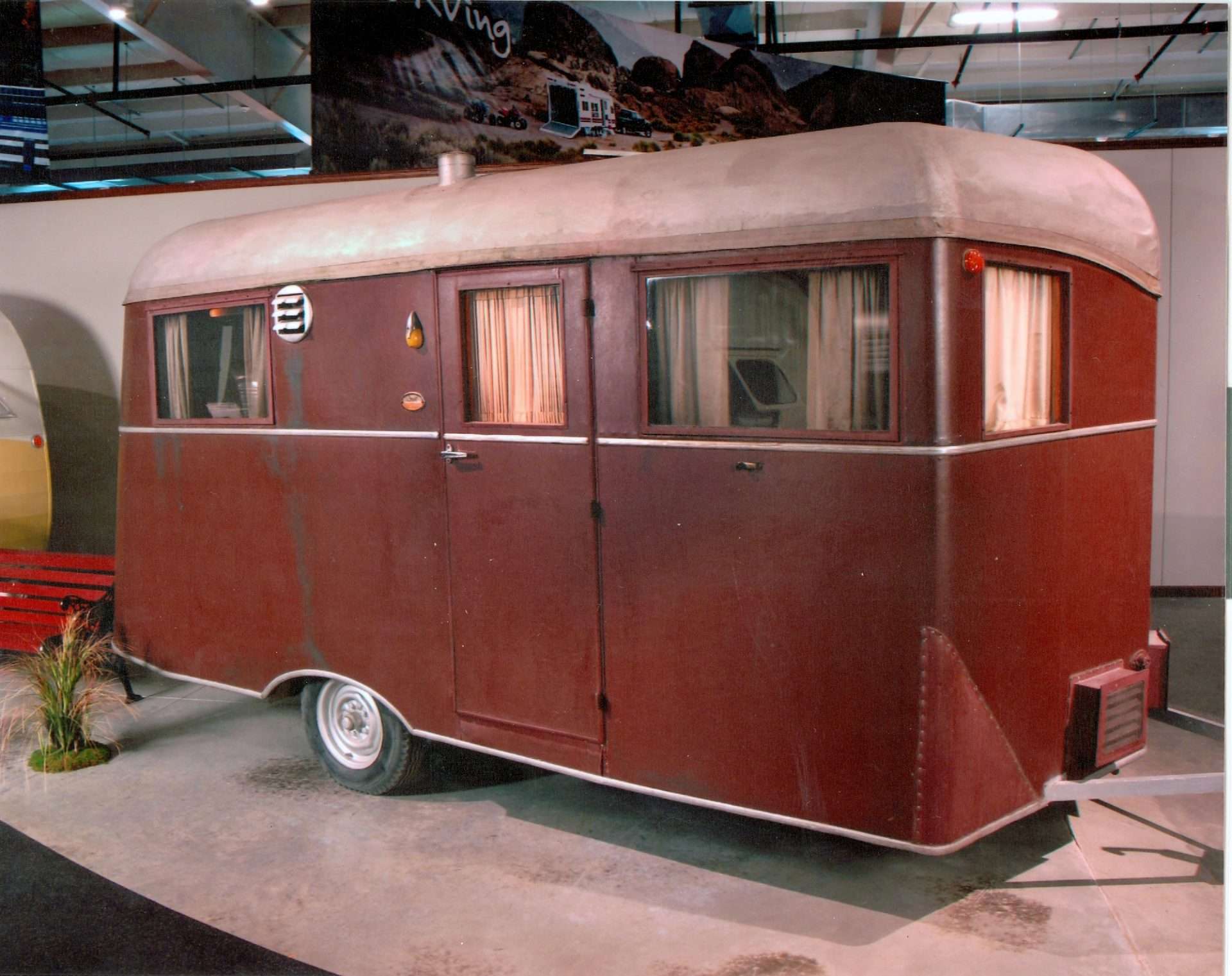Is a Covered Wagon Technically a Travel Trailer?