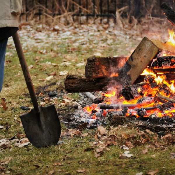 7 Best Folding Survival Shovels to Bring on Your Adventures