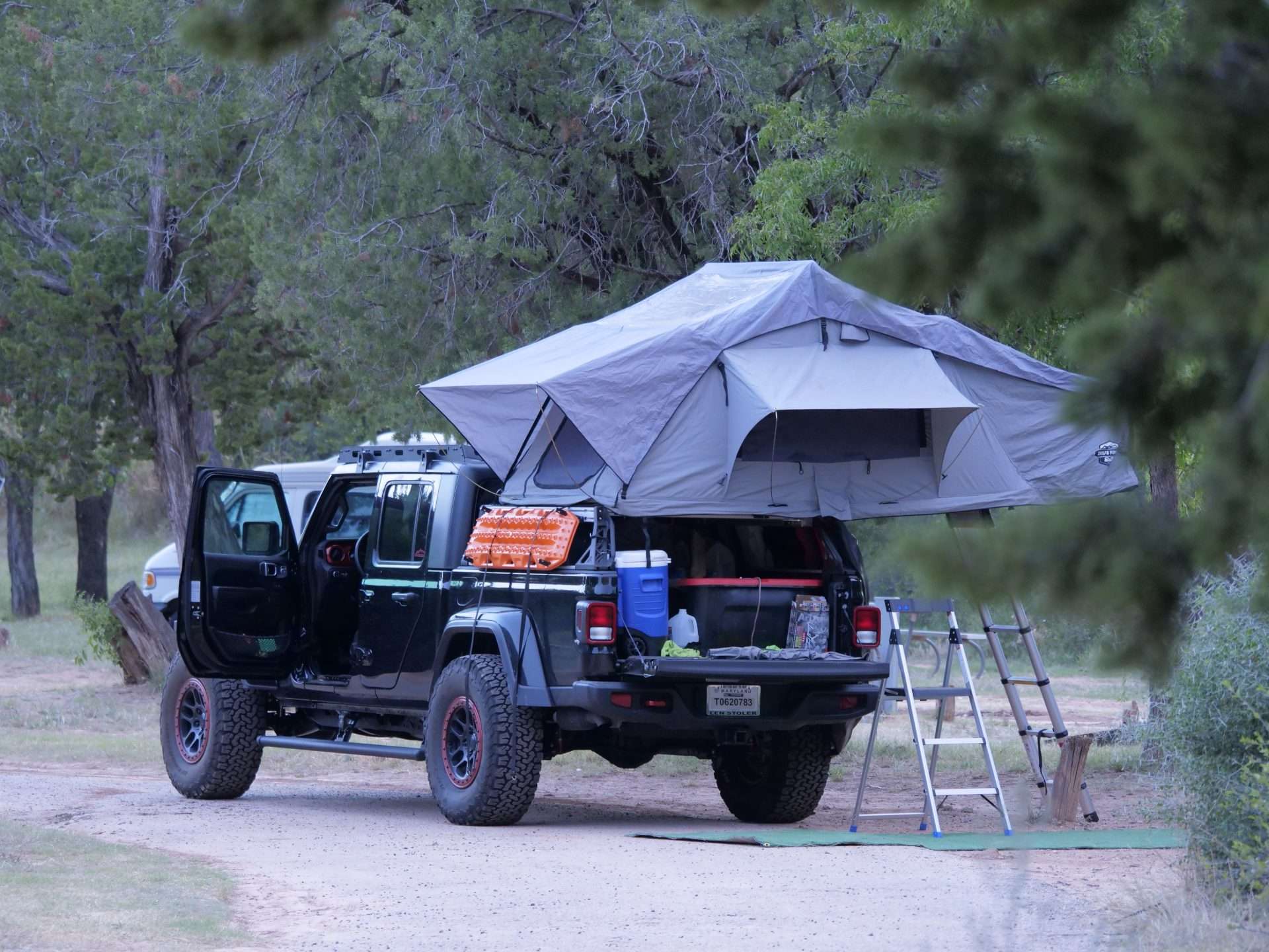 Our 5 Favorite Overland Vehicles on YouTube