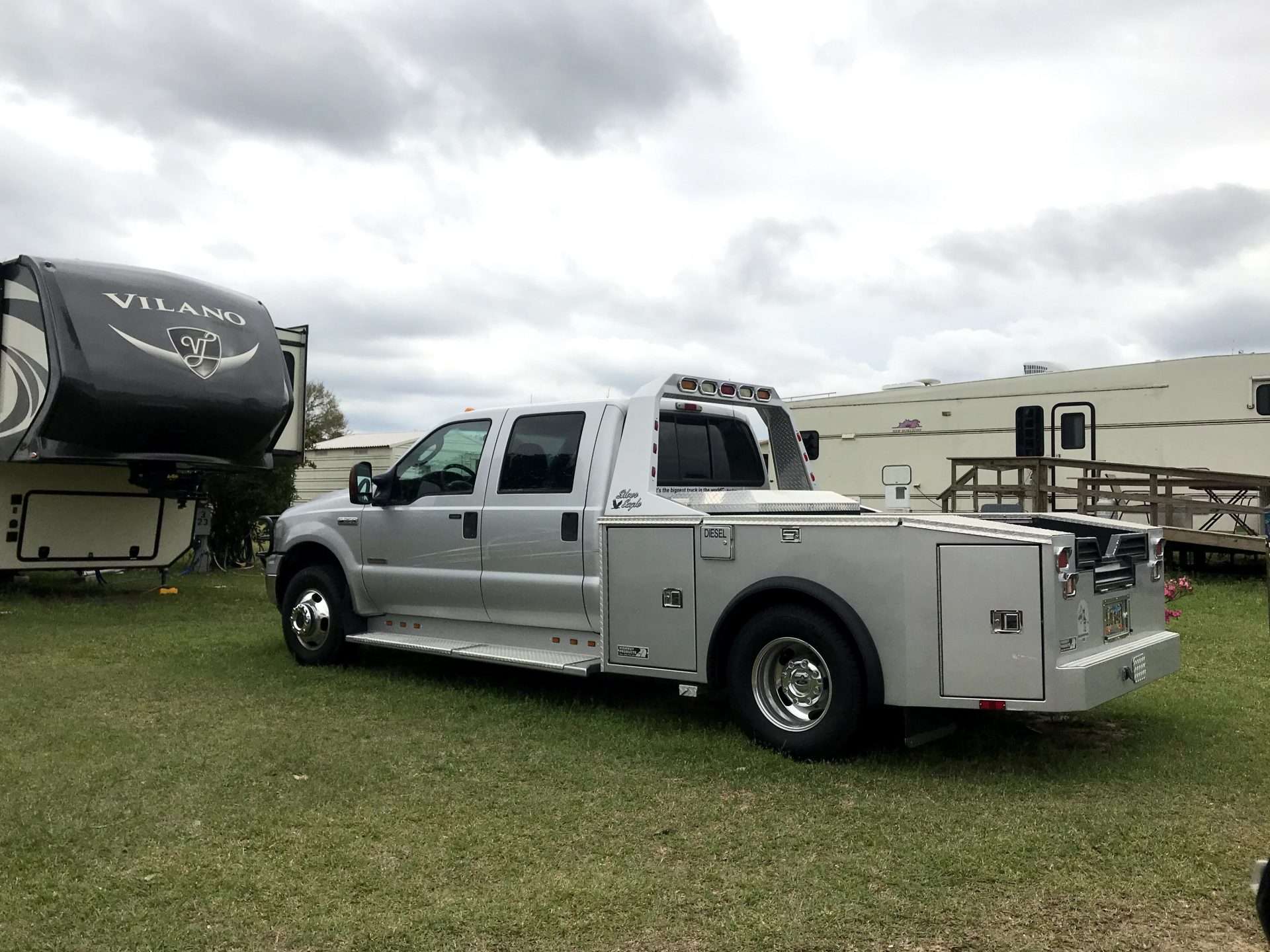 7 Best Running Boards for Trucks and How to Add Them