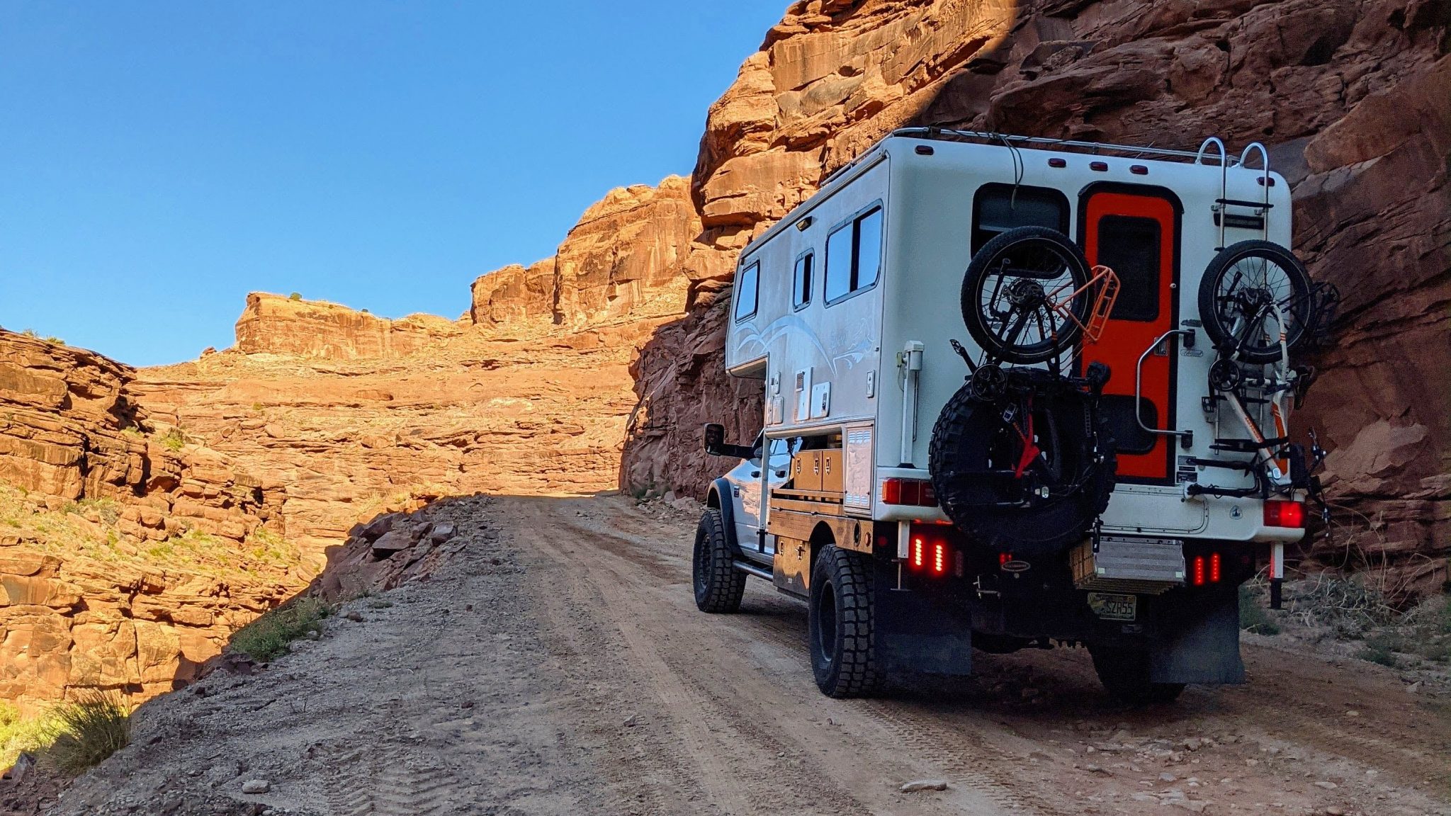 8 Critical Recovery Gear All Off-Road and Overlanding Experts Carry