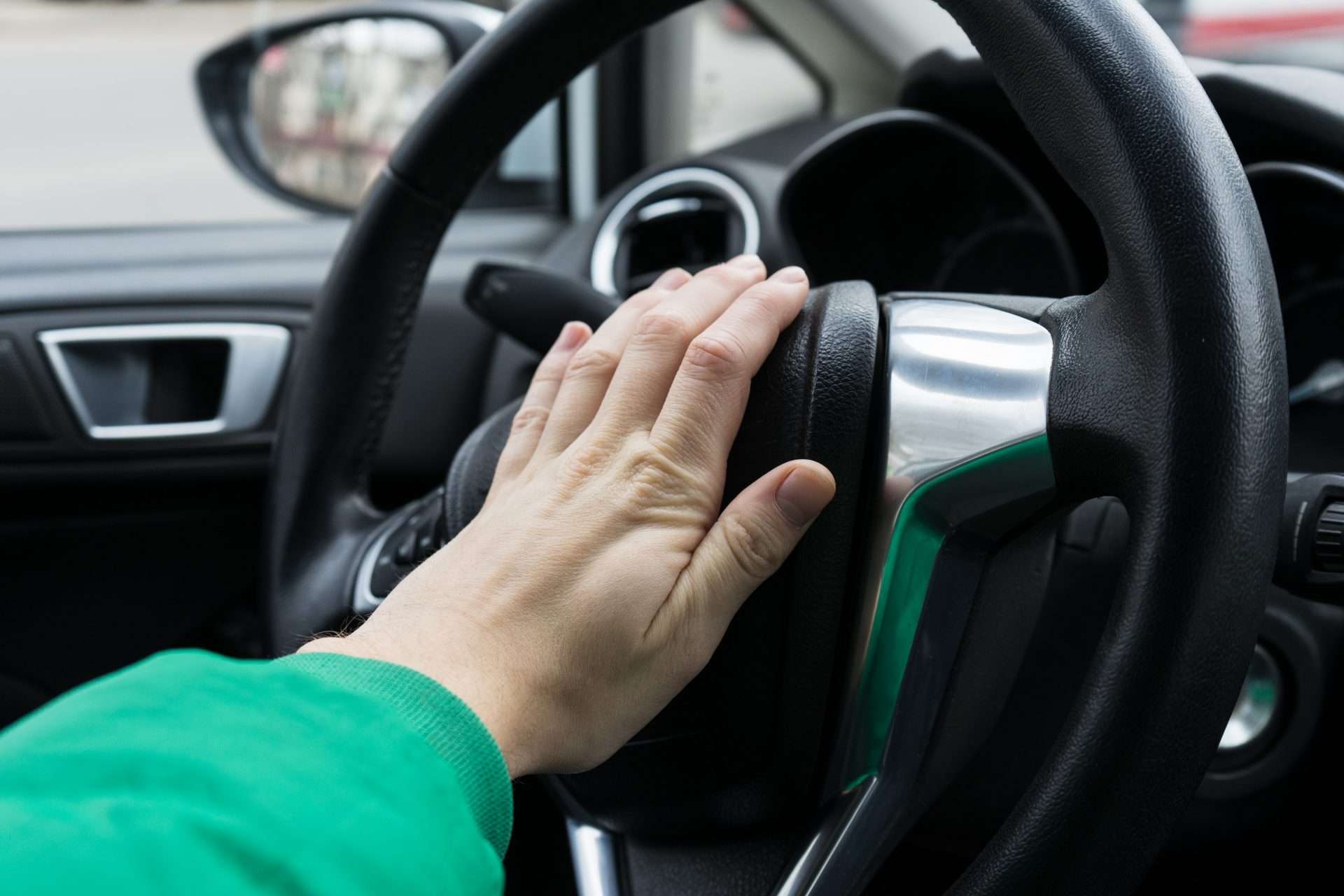 Train Horns On Trucks: How, Why, and Is It Legal?