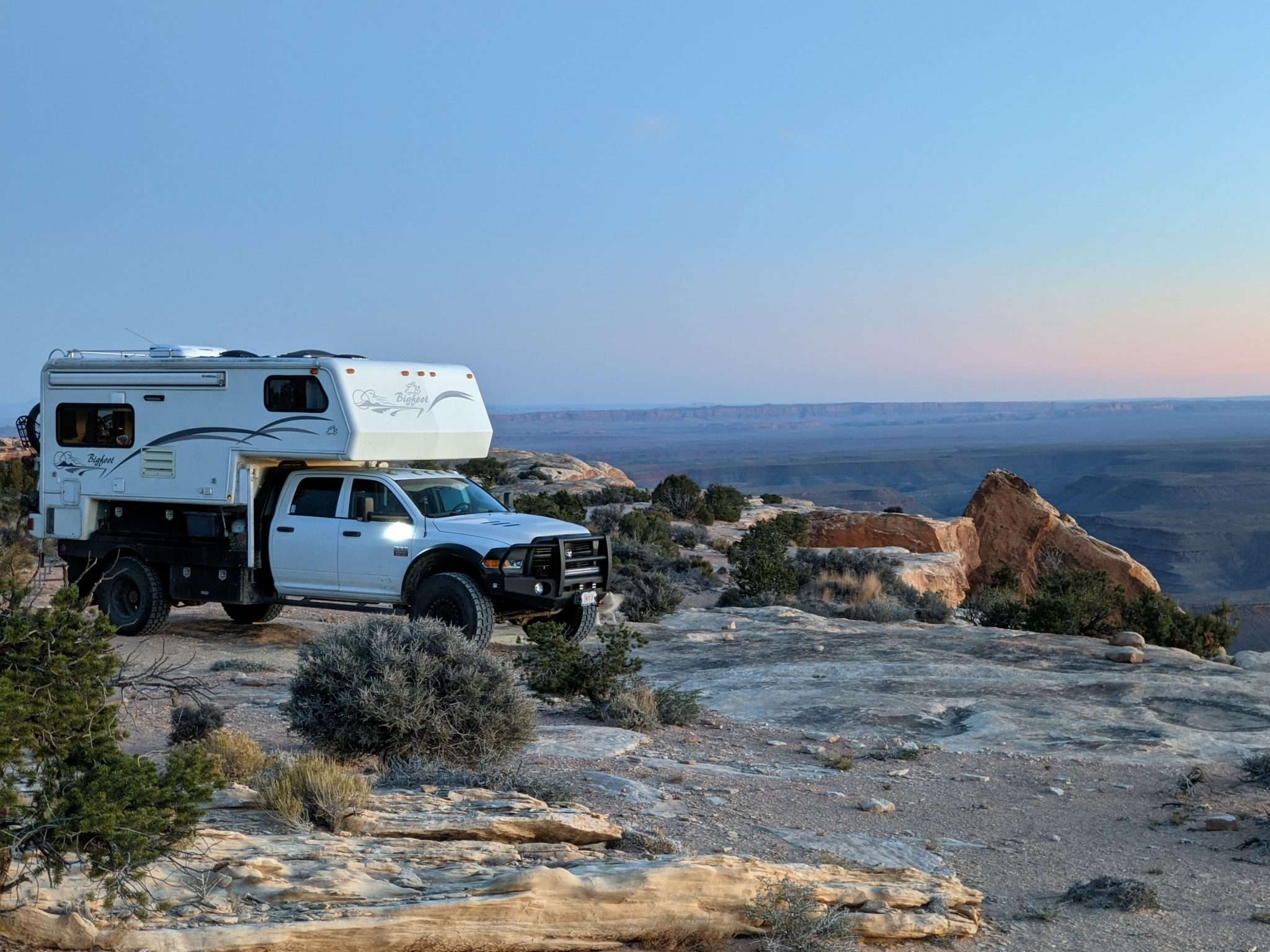 6 Best Overlanding Radios and Off-Road Communications Devices