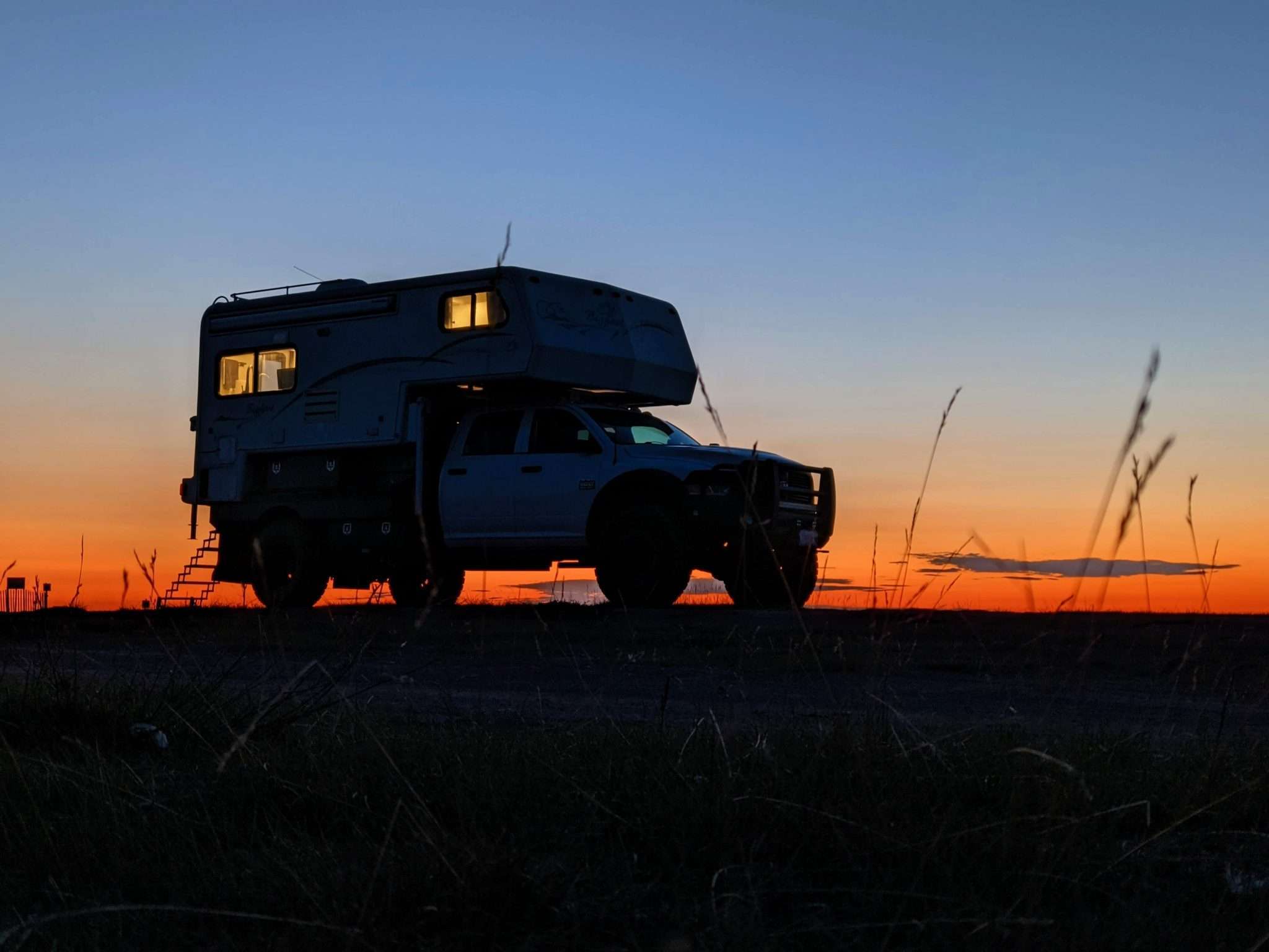 6 Best Overlanding Radios and Off-Road Communications Devices