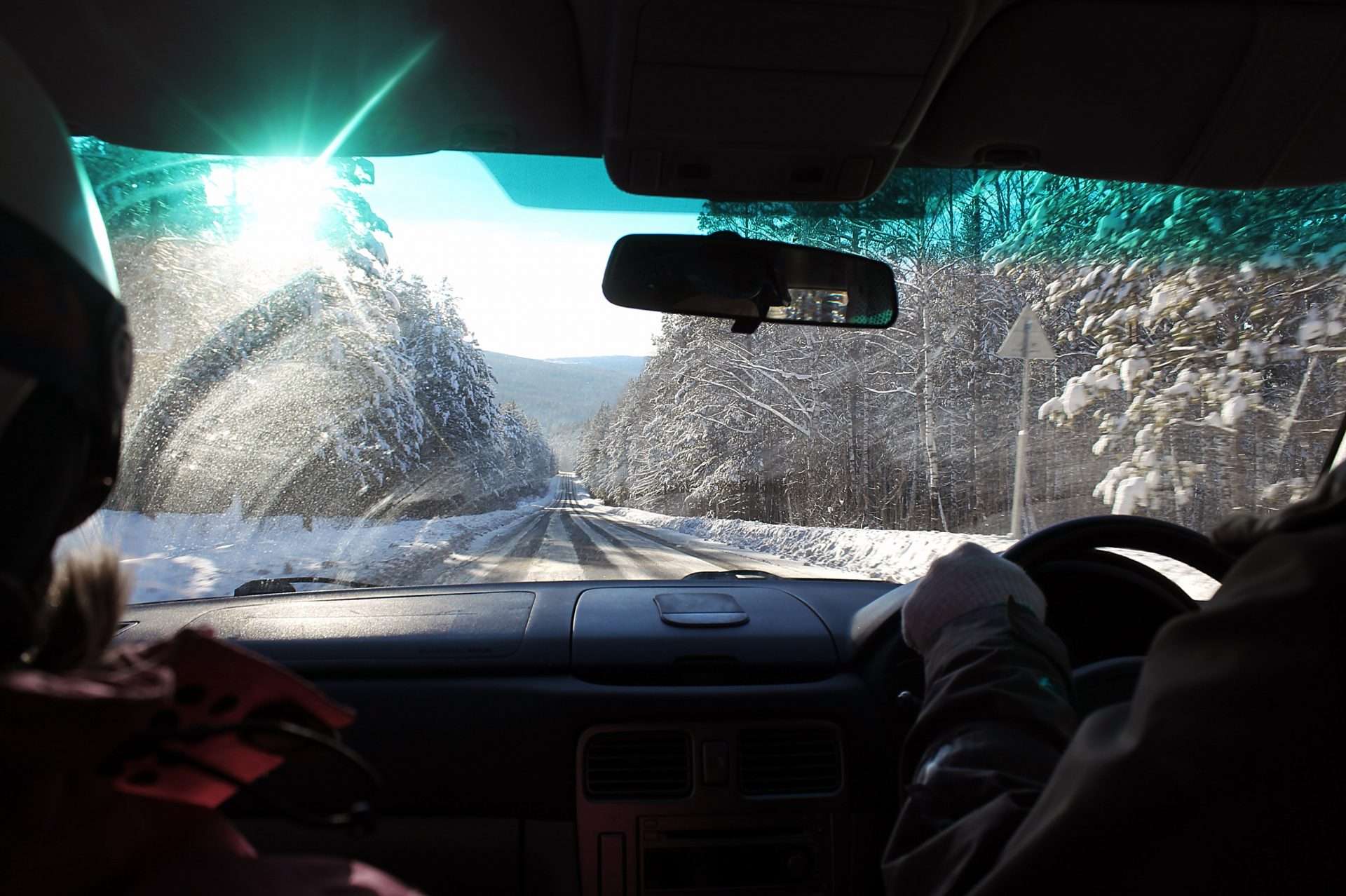 15 Tips for Driving on Icy and Snowy Roads from a Yooper