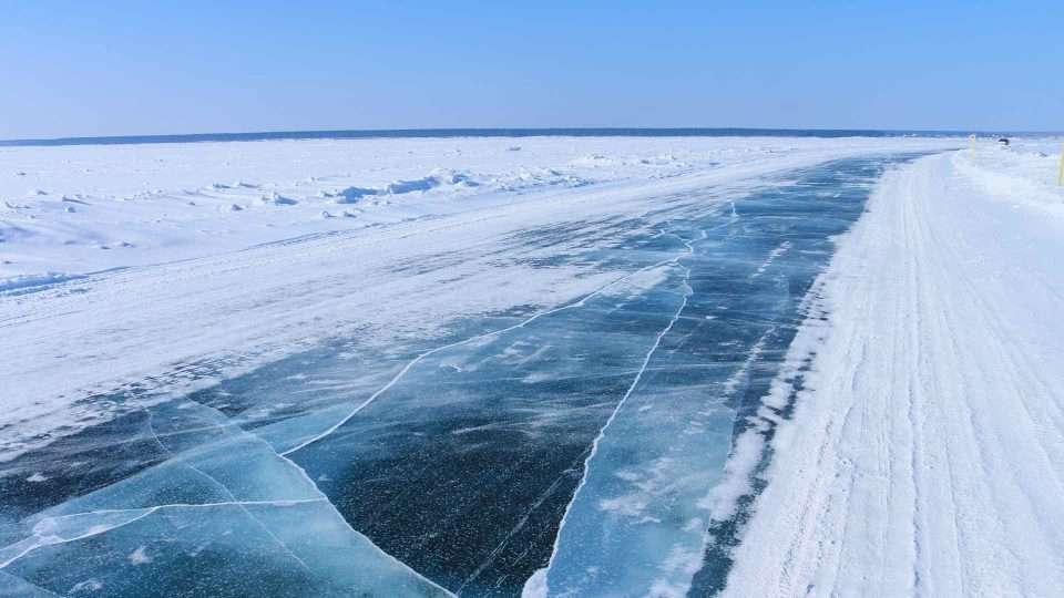 The Dangerous World of Ice Roads: Are They Worth the Risk?