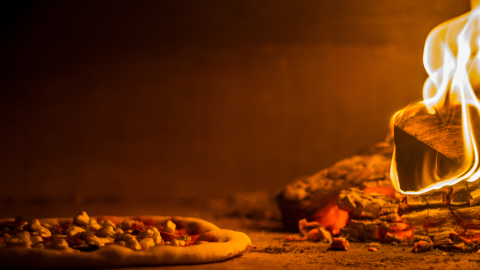 How to Cook an Amazing Pizza Over the Campfire