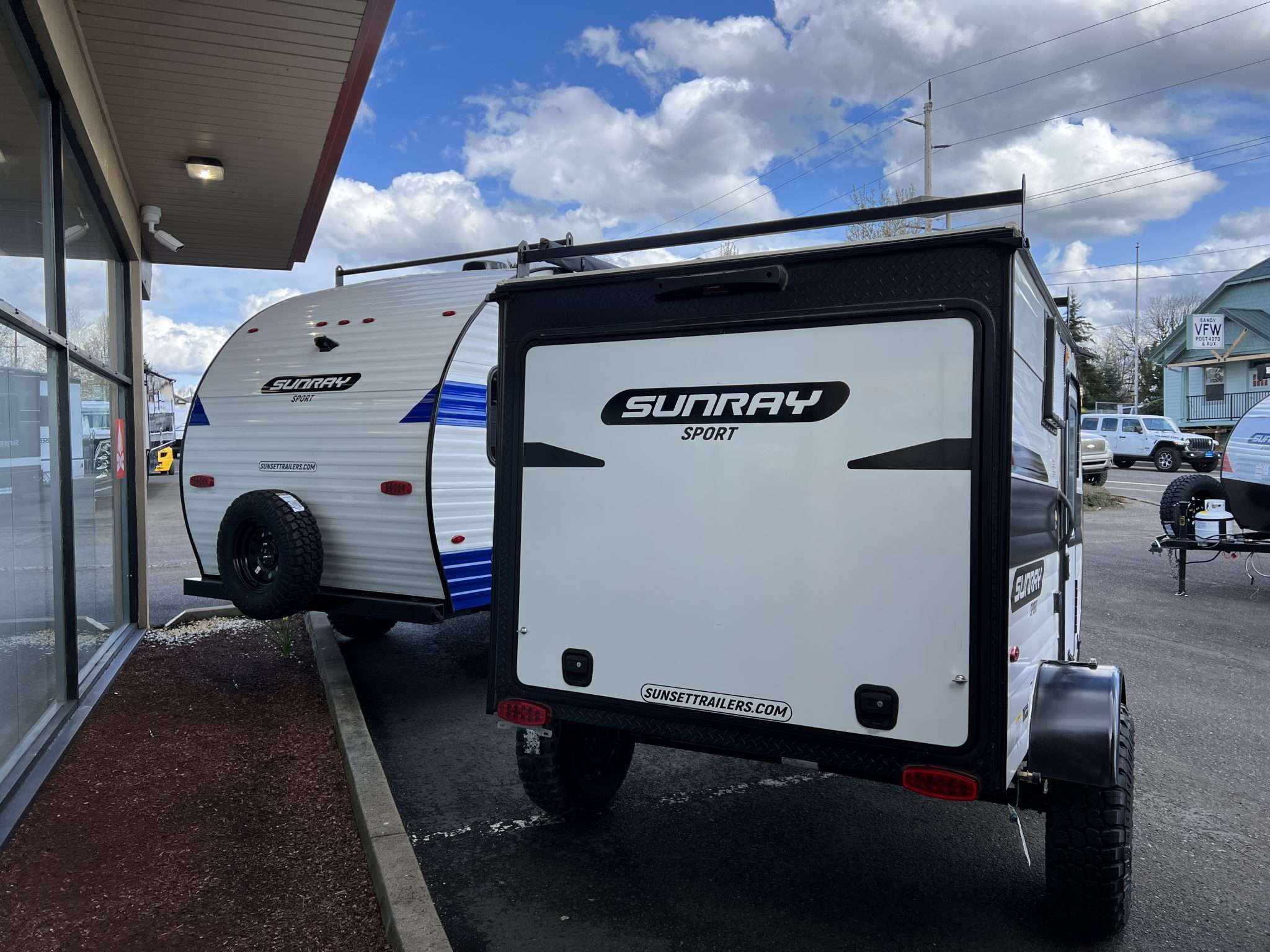 Sunray Campers: Tiny Travel Trailers for Big Adventures