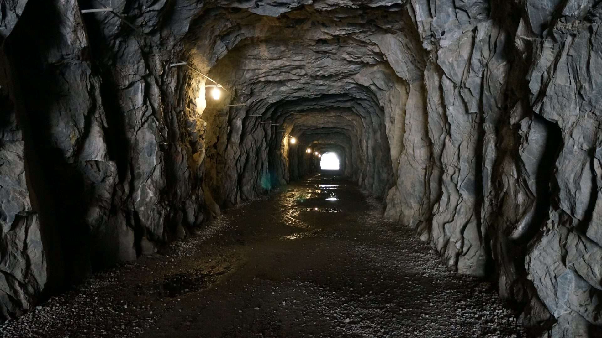 9 Amazing Caves in Utah for Epic Underground Exploring
