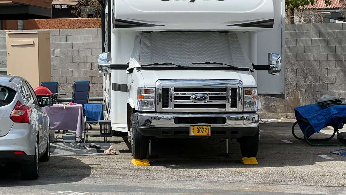 RV Bubble Levels: How to Level Your RV the Cheap and Easy Way