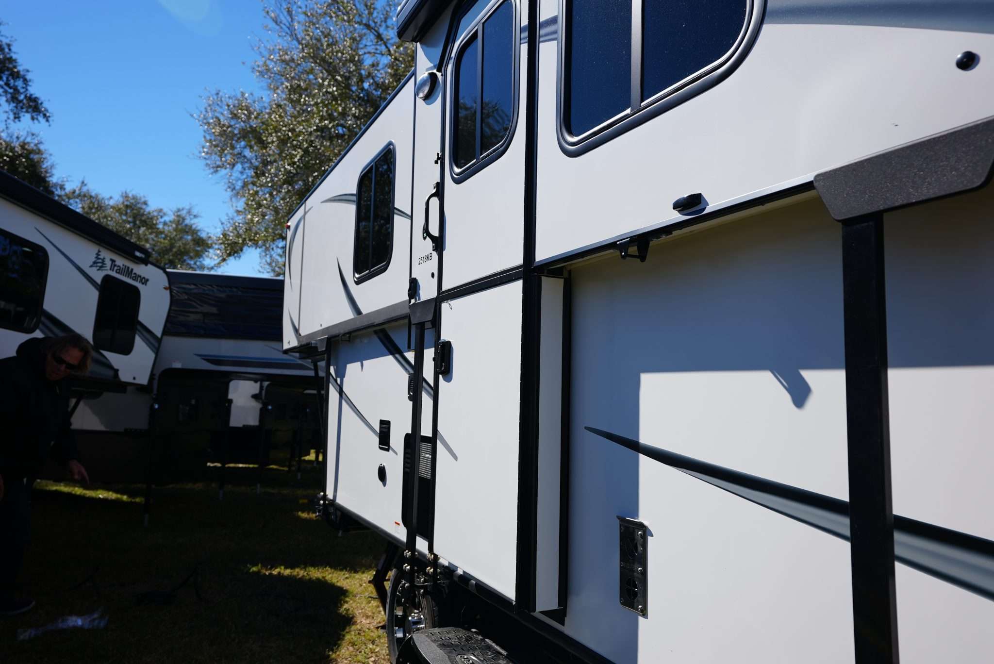 TrailManor Campers: Compact Tow, Expansive Stay, Impressive Engineering