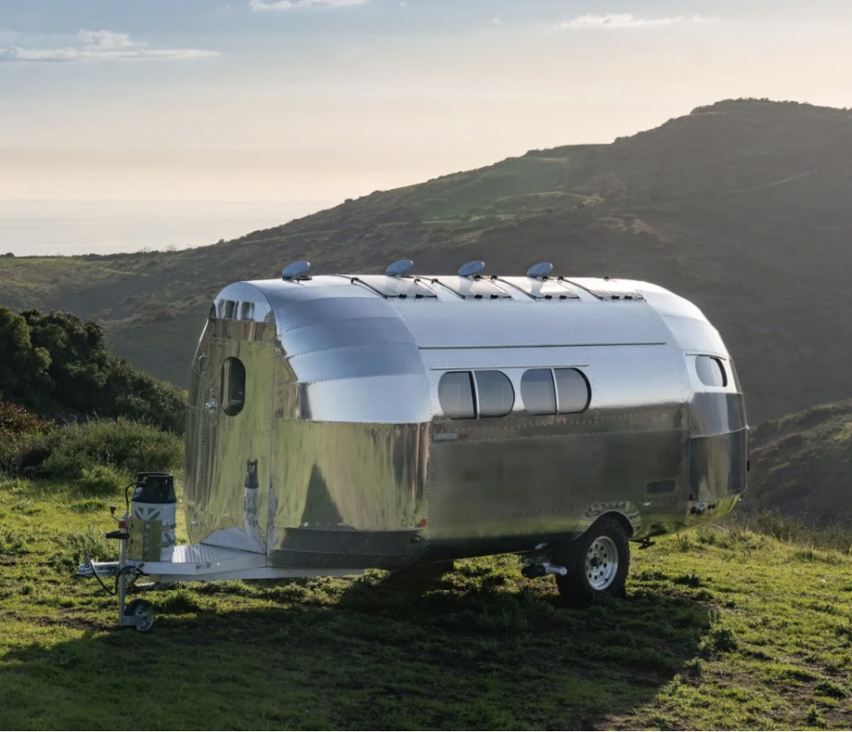 7 Impressive Airstream Alternatives for Modern Nomads